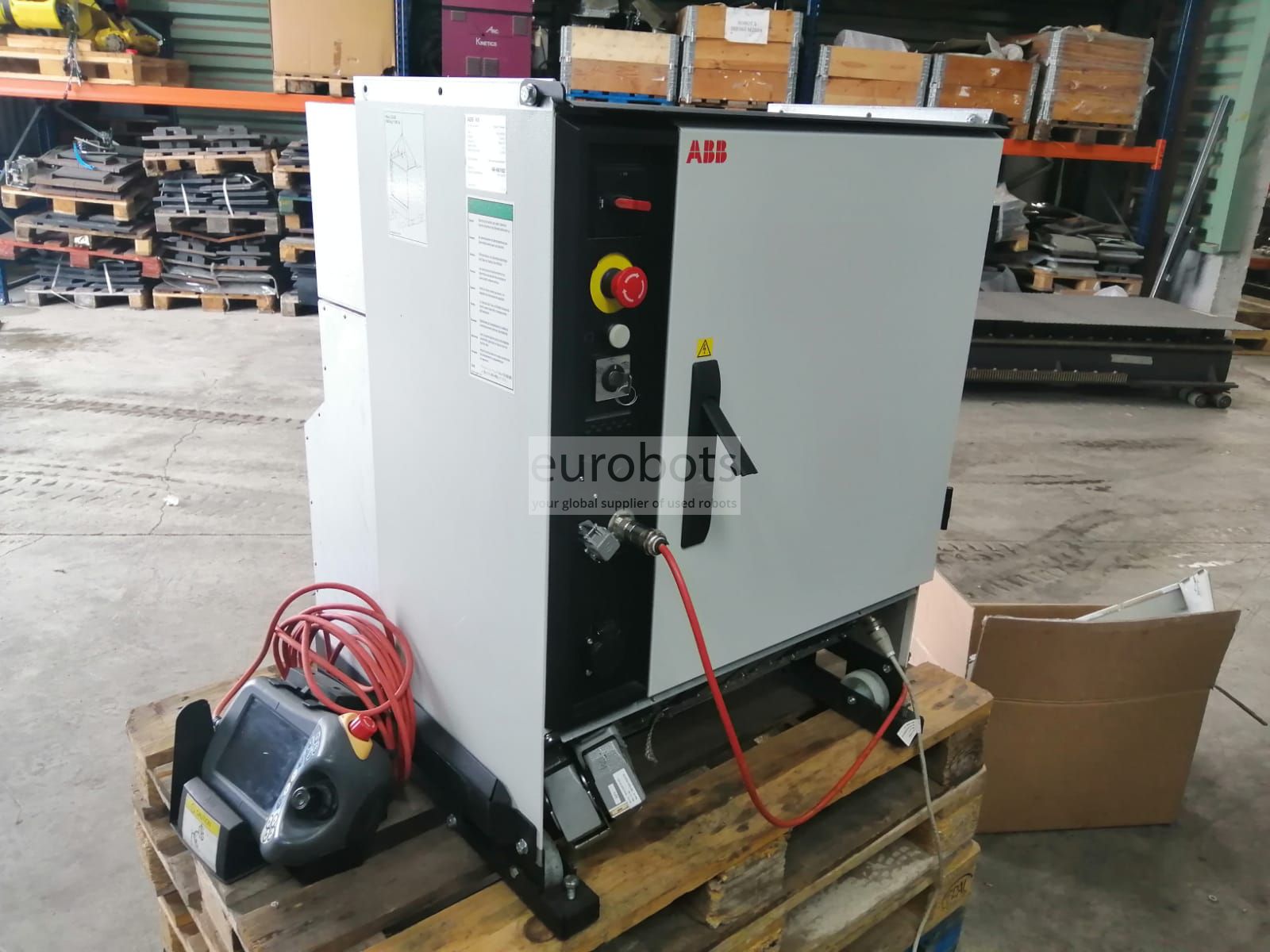 robot_usado_abb_irb_2600_con_controlador_irc5 | Eurobots